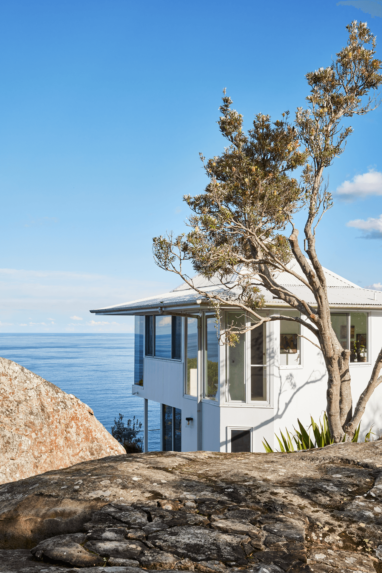 Cohesion with Nature – Cliffside by Thomas Hamel & Associates | Eco Outdoor