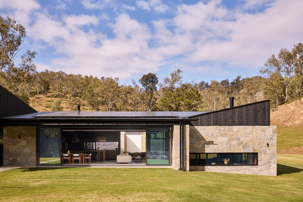 Amaroo by Shaun Lockyer Architects and Eco Outdoor | Eco Outdoor